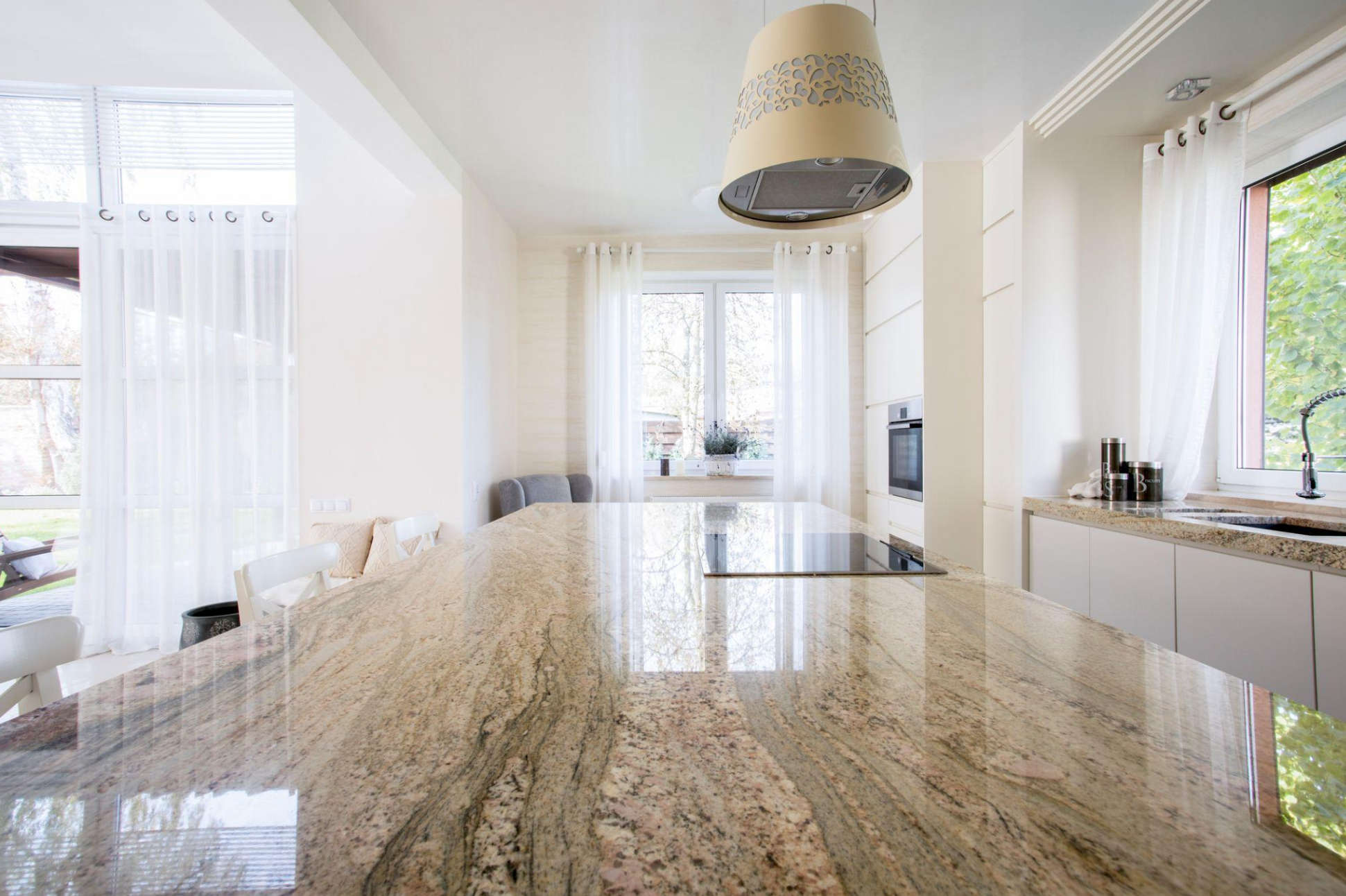 7 Unexpected Places To Use Granite Countertops In Your Home • Bellezza ...
